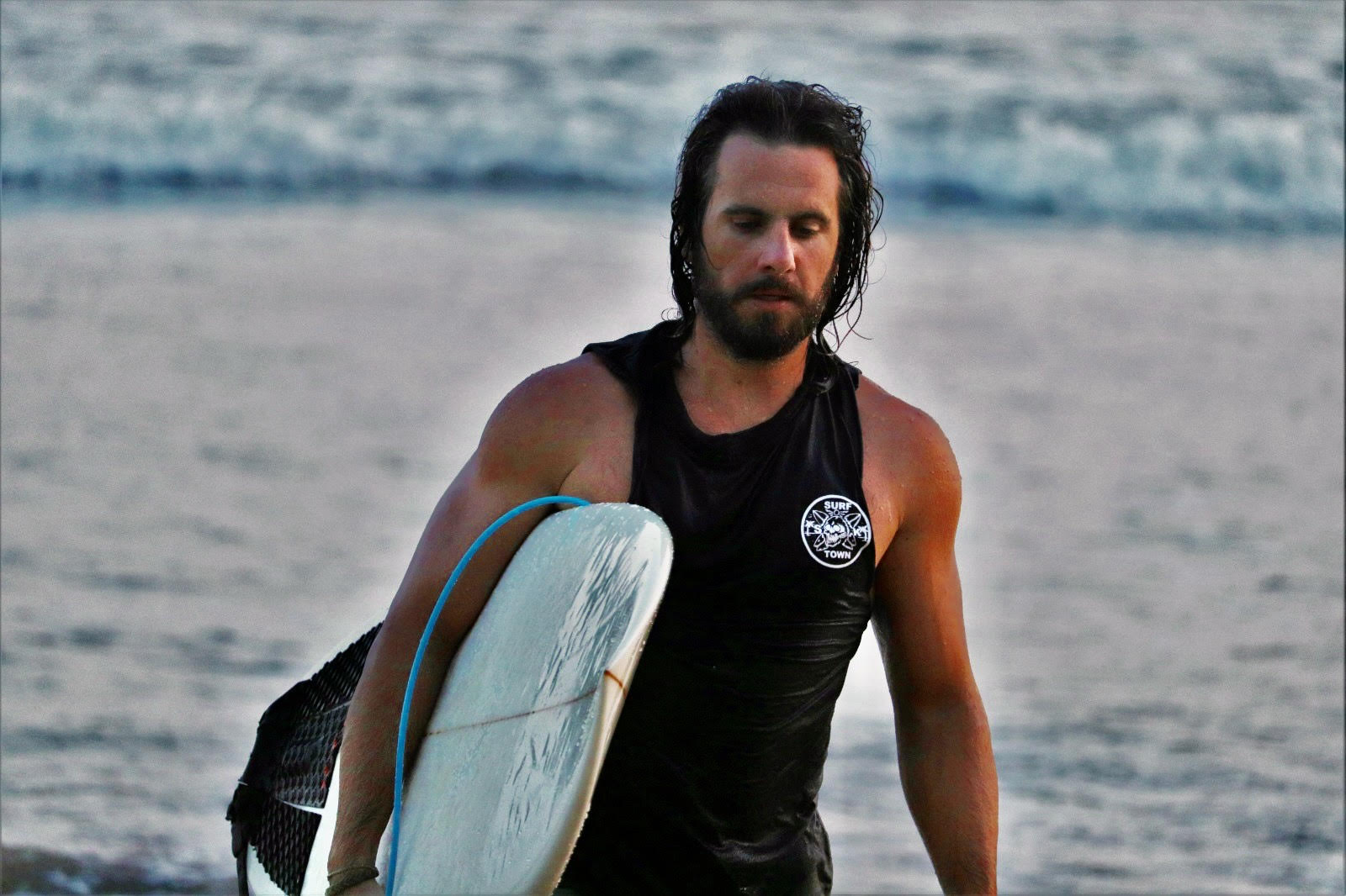 Robin Gracl – Surf instruktor Srí Lanka | Surf-Trip.cz 🏄‍♂️🌴